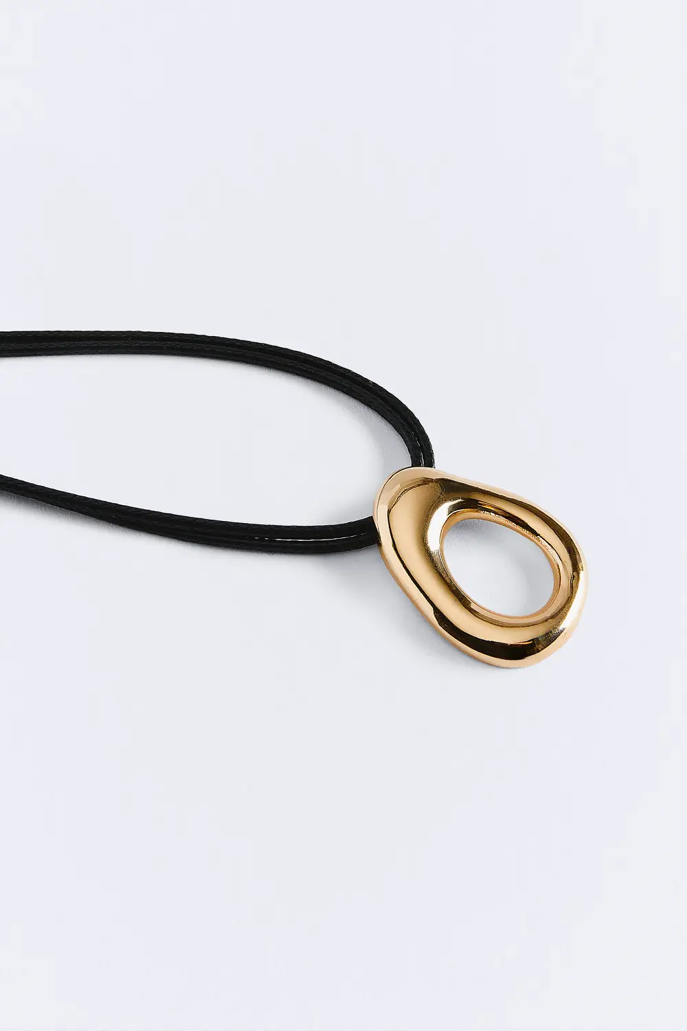 collar cordón charm orgánico Hole | eseOese
